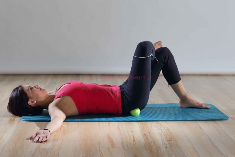 Are Tight Hips Causing Your Knee Pain? - FitPro Blog